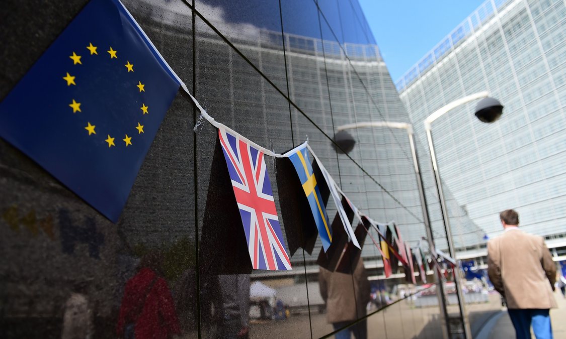 Piecas lielākās ES valstis uzsāks informācijas apmaiņu par slepeniem ...